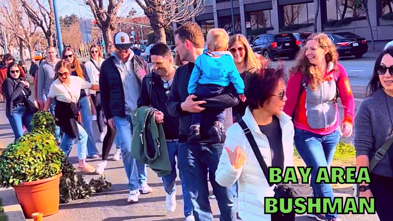 BUSHMAN PRANK: WELCOMING TOURISTS WITH A SCARE AND A LAUGH IN SAN ...