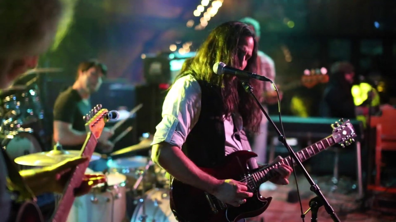 Chris Torres Band - Pearly Queen (Traffic Cover) - YouTube