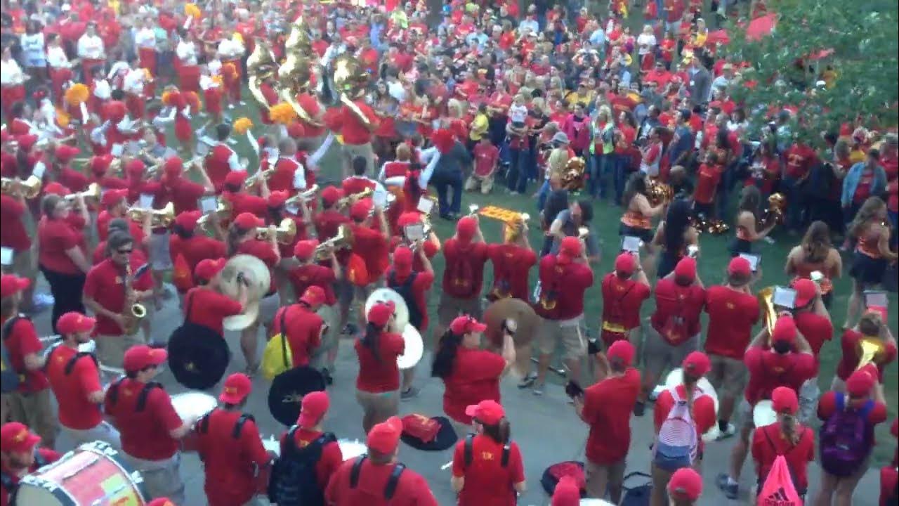Pittsburg State University, Pride Of The Plains Marching Band: Welcome To The Jungle - YouTube