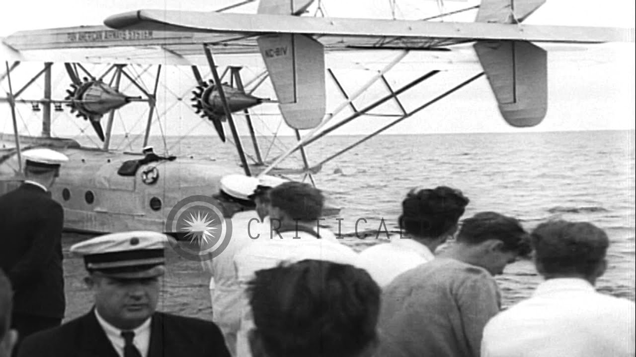 Eleanor Roosevelt comes out of the plane as she came from Puerto Rico ...