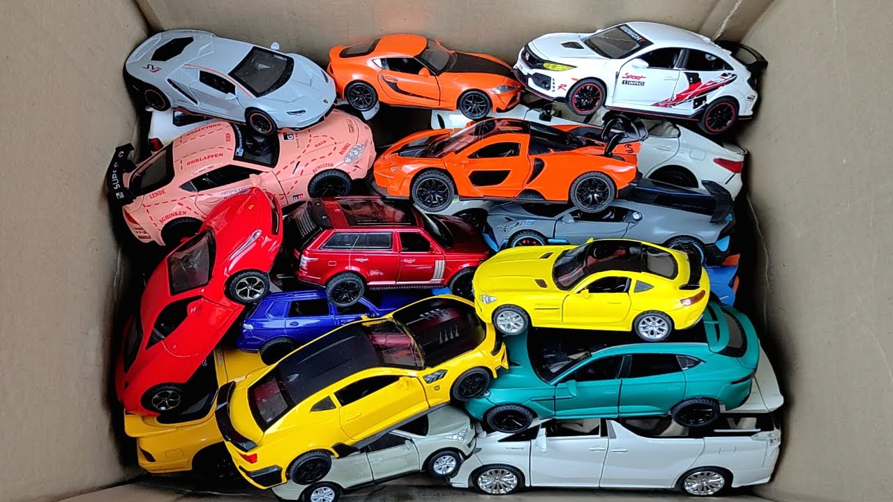 BOX FULL OF Model Cars /Honda Civic, Bugatti Divo, McLaren 650s, Audi ...