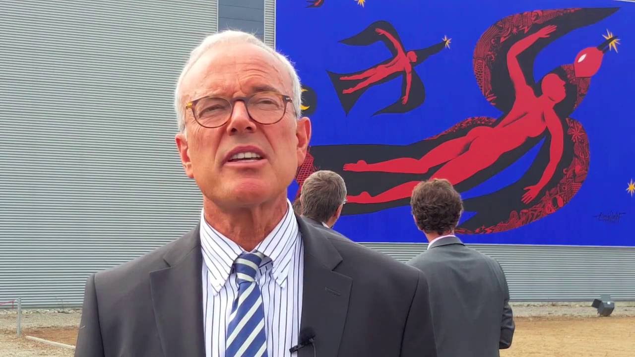 Interview Pierre Hugel - Socomec aux couleurs du Street Art - YouTube
