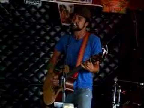 Gareth Asher - Mandolin Rain (Hornsby cover) - YouTube