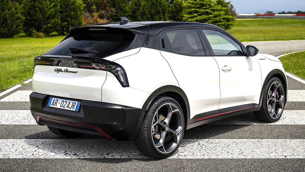 New 2024 Alfa Romeo Junior (Milano) Stylish Subcompact SUV - YouTube