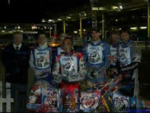 Hull Vikings 'Never Forget' - YouTube