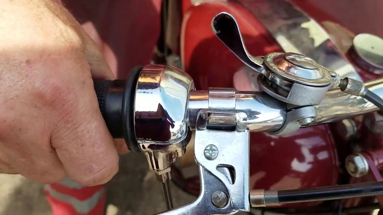 1951 Bown Standard 98cc at Andy Tiernans #07492BWN - YouTube