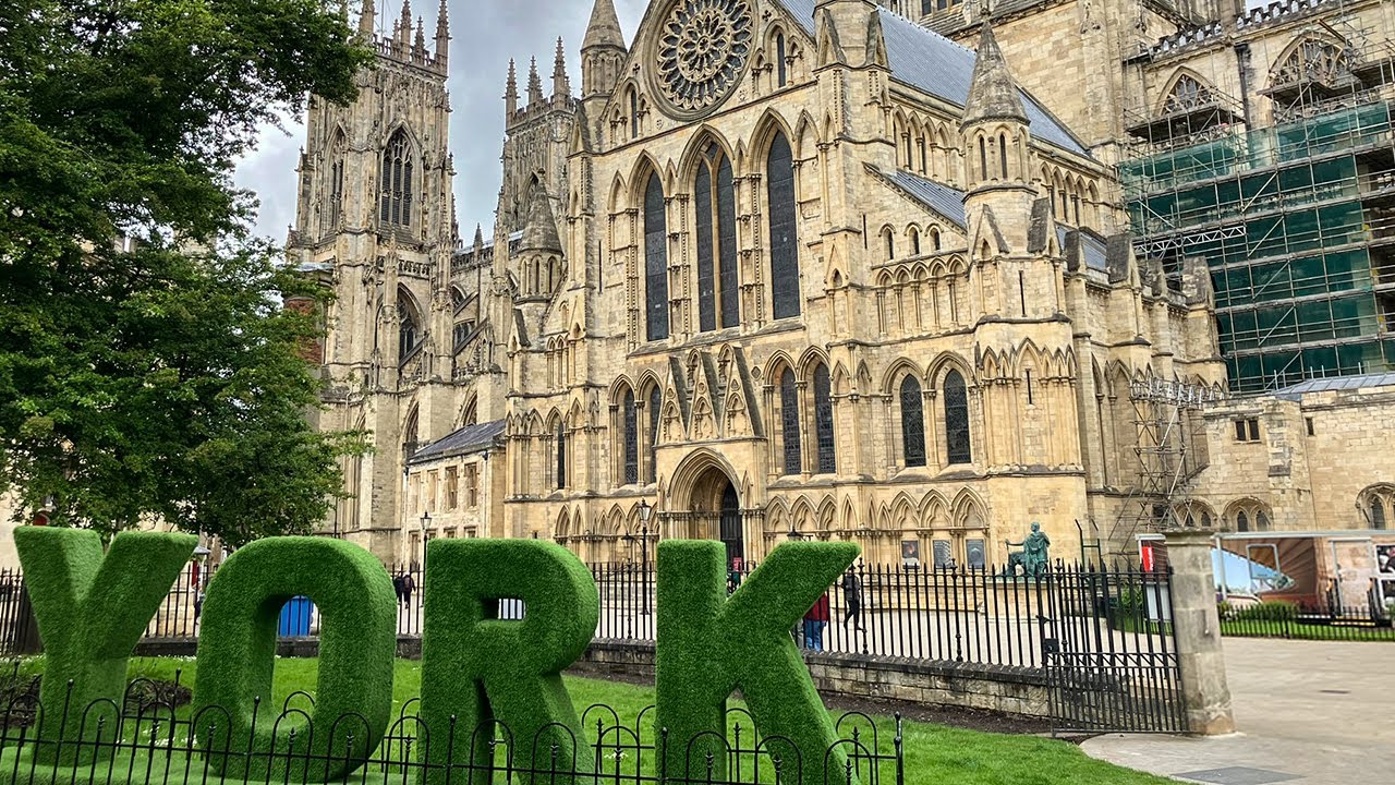 York Minster WALK, North Yorkshire, ENGLAND 4K - YouTube