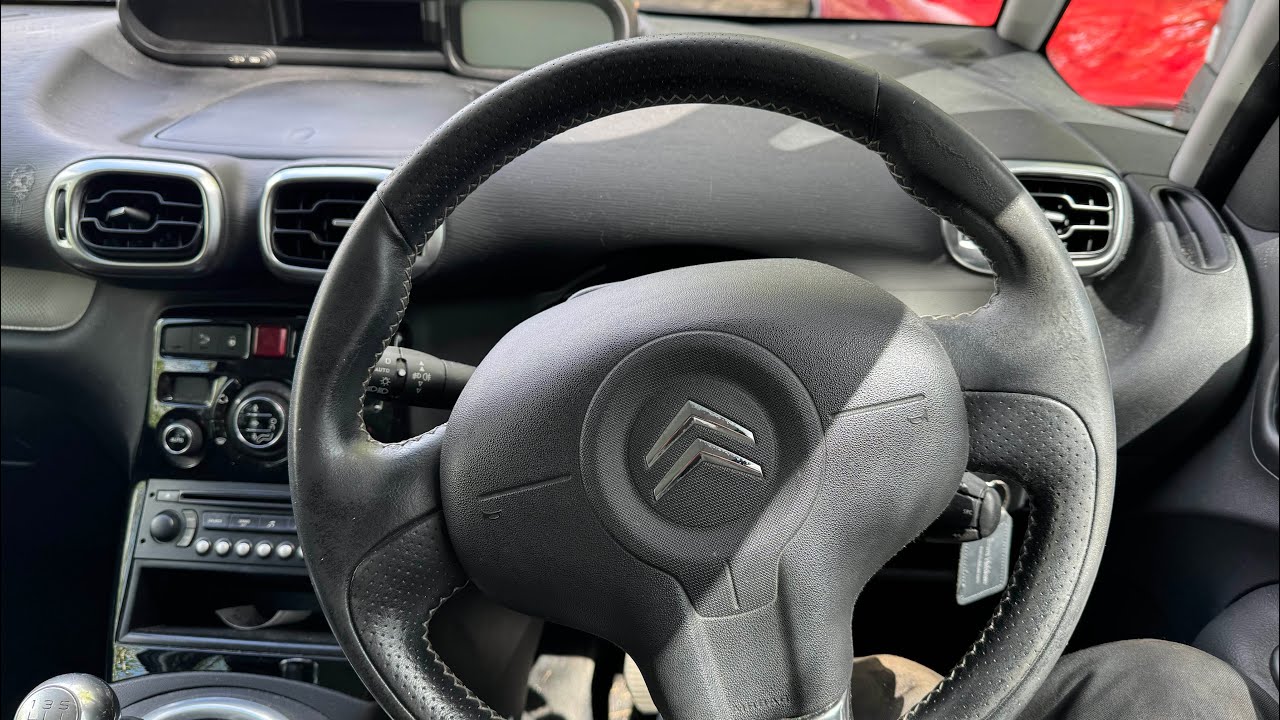 Citroen C3 Picasso OBD Socket location, where to find the diagnostic ...