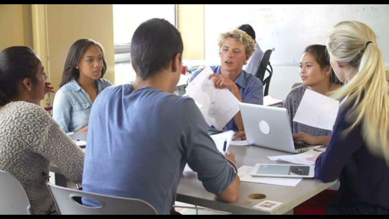 DESCRIBE A PICTURE in English | Speaking Part 2 - TOEIC | Practice 9B ...