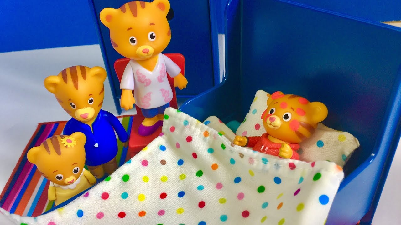 DANIEL TIGER Sick In Bed with Chicken Pox FAMILY and FRIENDS Care for ...
