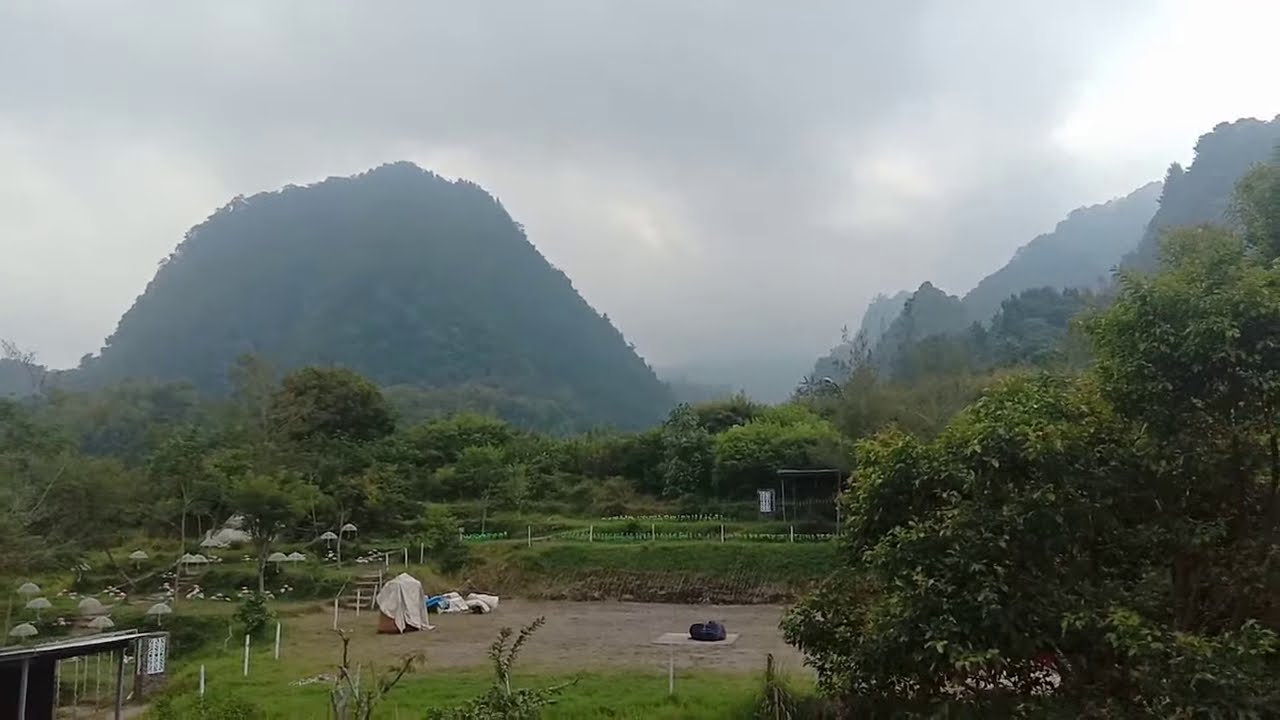 Gardu Pandang Pantau Gunung Merapi - YouTube