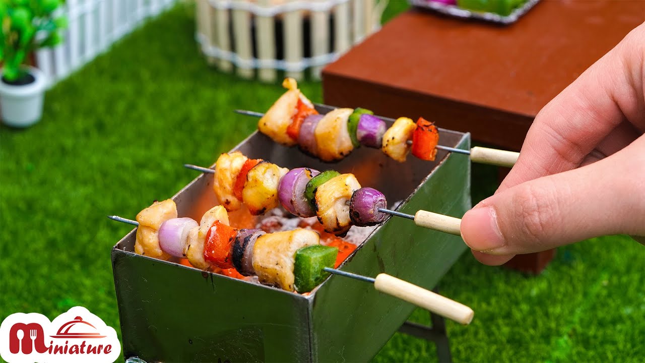 PERFECT JUICY Miniature Chicken Kebab in Small Kitchen || ASMR ...