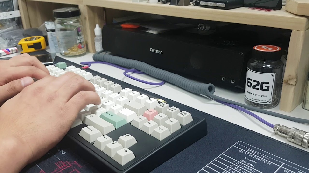 Matrix mona cherry white hing62g - YouTube