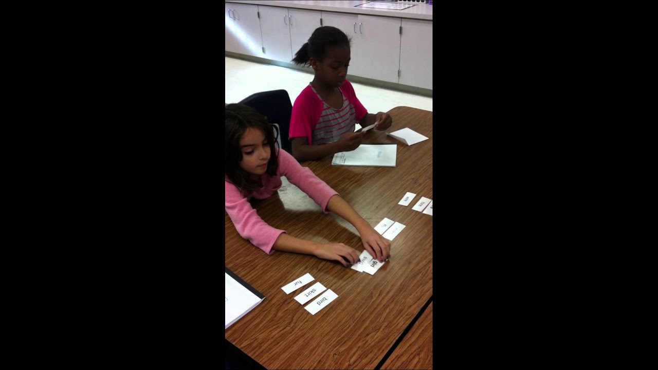 Words Their Way word sort activity 1 - YouTube