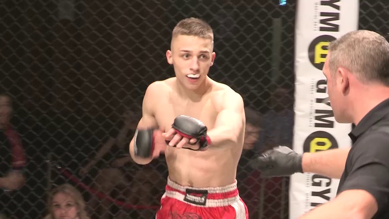 Shock N Awe 28 Kacper Wrobel vs Anthony Jayakody Amateur MMA - YouTube