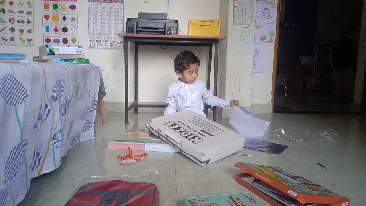 Unboxing of Kidzee school kit part 3 - YouTube