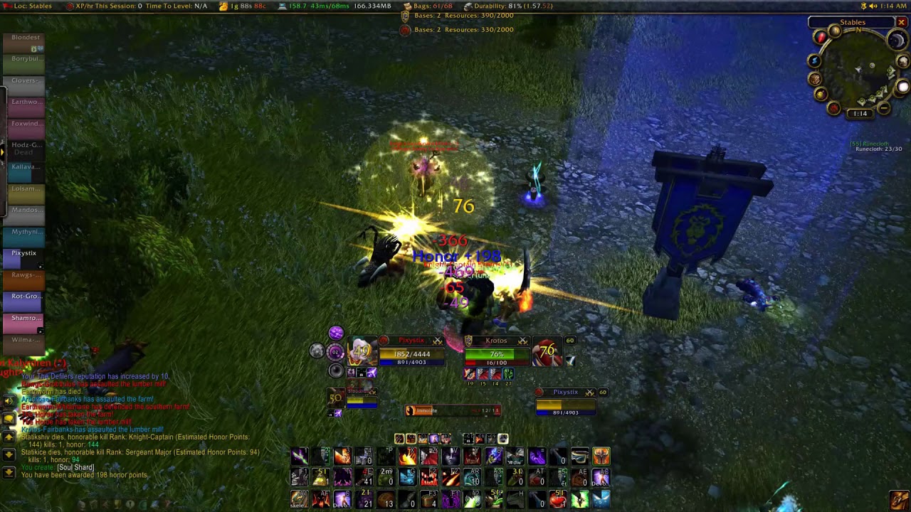 Classic WoW - Random Stables Fight in AB - YouTube