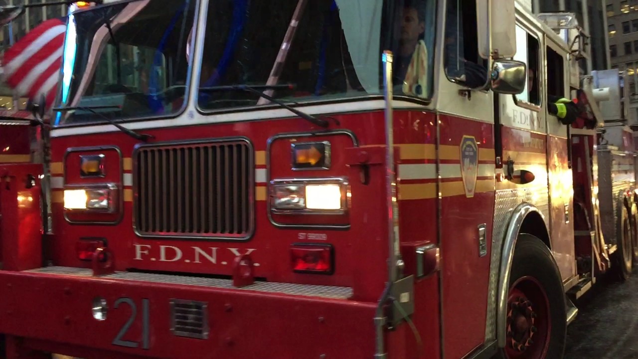 FDNY TOWER LADDER 21 TAKING UP FROM ALL HANDS AMTRAK TRACK FIRE IN PENN ...