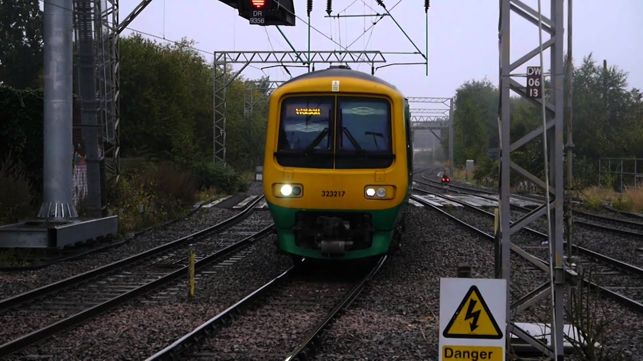 Walsall railway station - London Midland - 323217 - YouTube