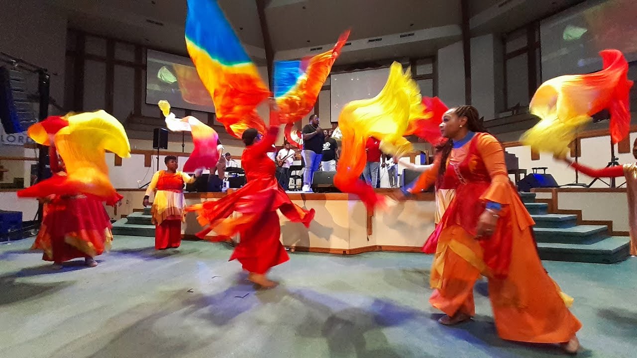 Pentecost Sunday TSNBC Praise Dance - YouTube