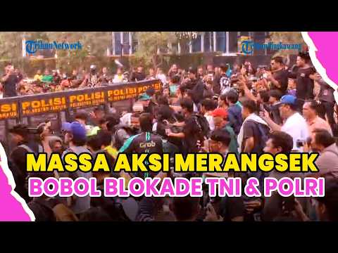 ®️🔴 DETIK-DETIK DEMO MEMANAS❗MASSA MAHASISWA DIBLOKADE APARAT TNI DAN POLRI SAAT MELINTAS