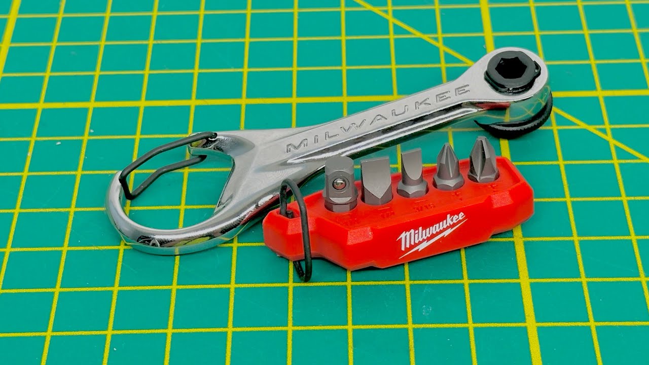 Milwaukee 48-22-2950 7-in-1 Multi-Bit Mini Ratchet - YouTube