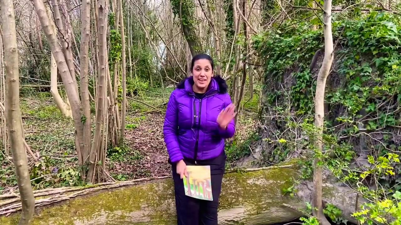 Story in the woods with miss Munro-the Gruffalo - YouTube