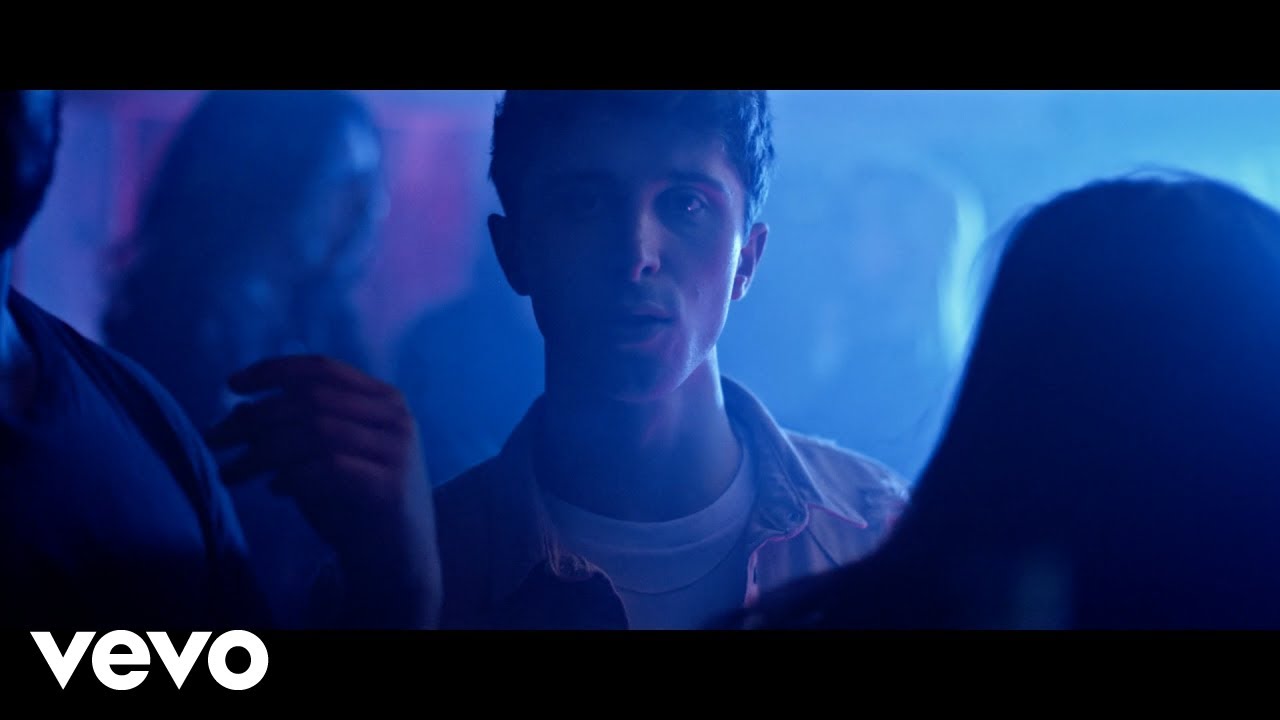 Dominic Warren - Professional Profile, Photos on StarNow