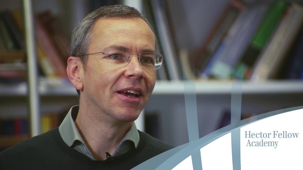 Prof. Dr. Immanuel Bloch – Simulated Quantum Worlds - YouTube