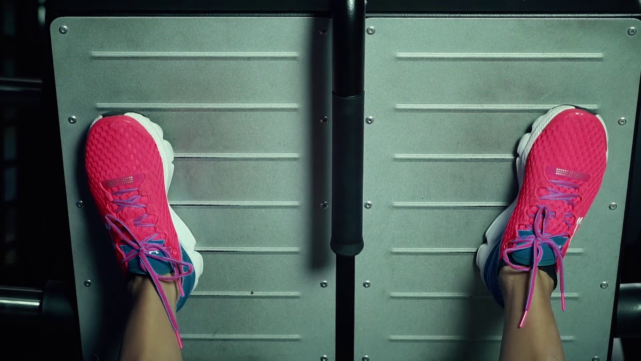 LEG PRESS 45 PERNAS AFASTADAS - YouTube