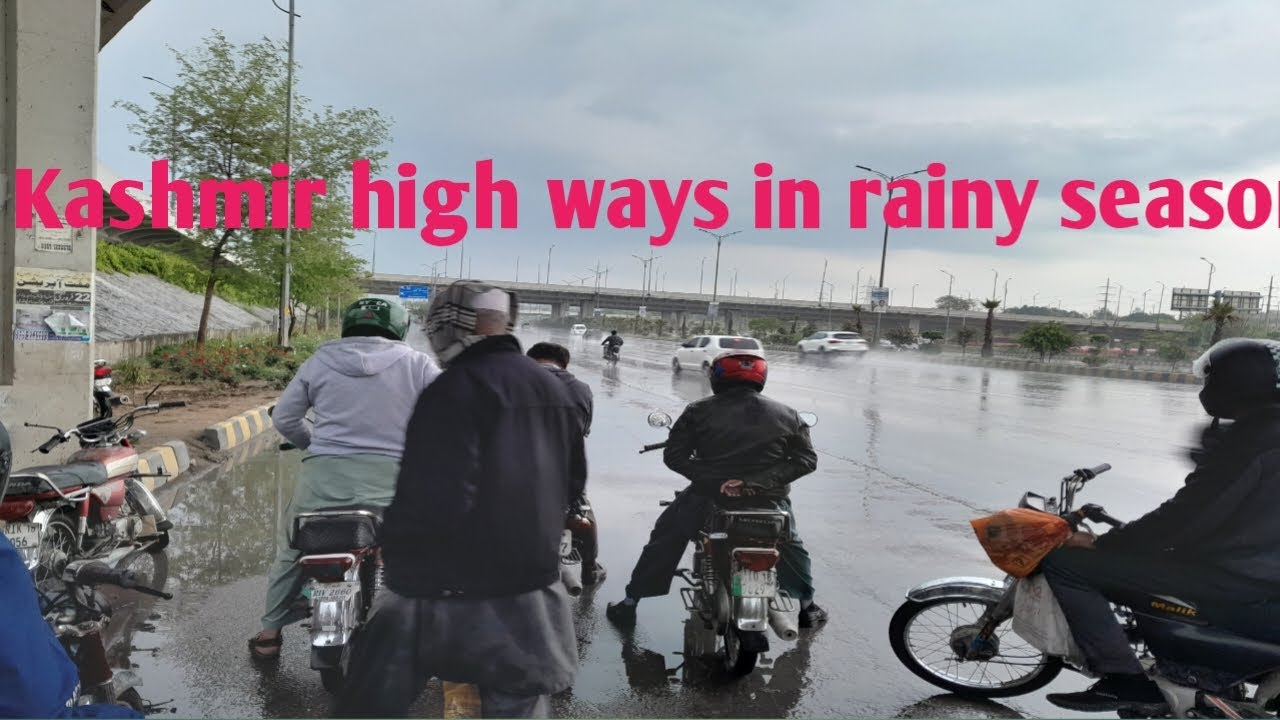 Kashmir highway in Rain| rush under the underpass in rain - YouTube