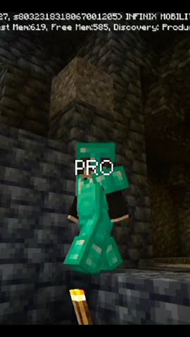 Noob vs pro vs hacker DIAMOND mining in MINECRAFT 😂 #shorts #minecraft ...
