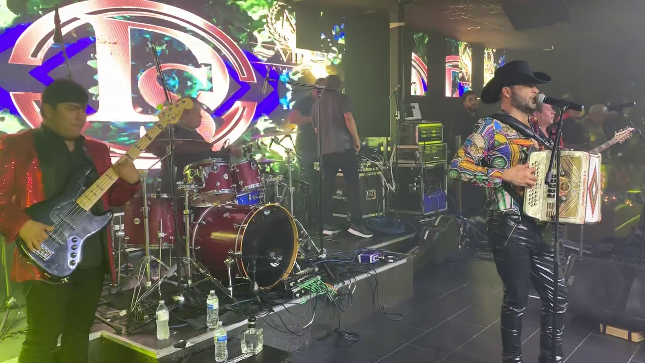 Dareyes de la Sierra Darey Castro “asta el día de hoy” - YouTube