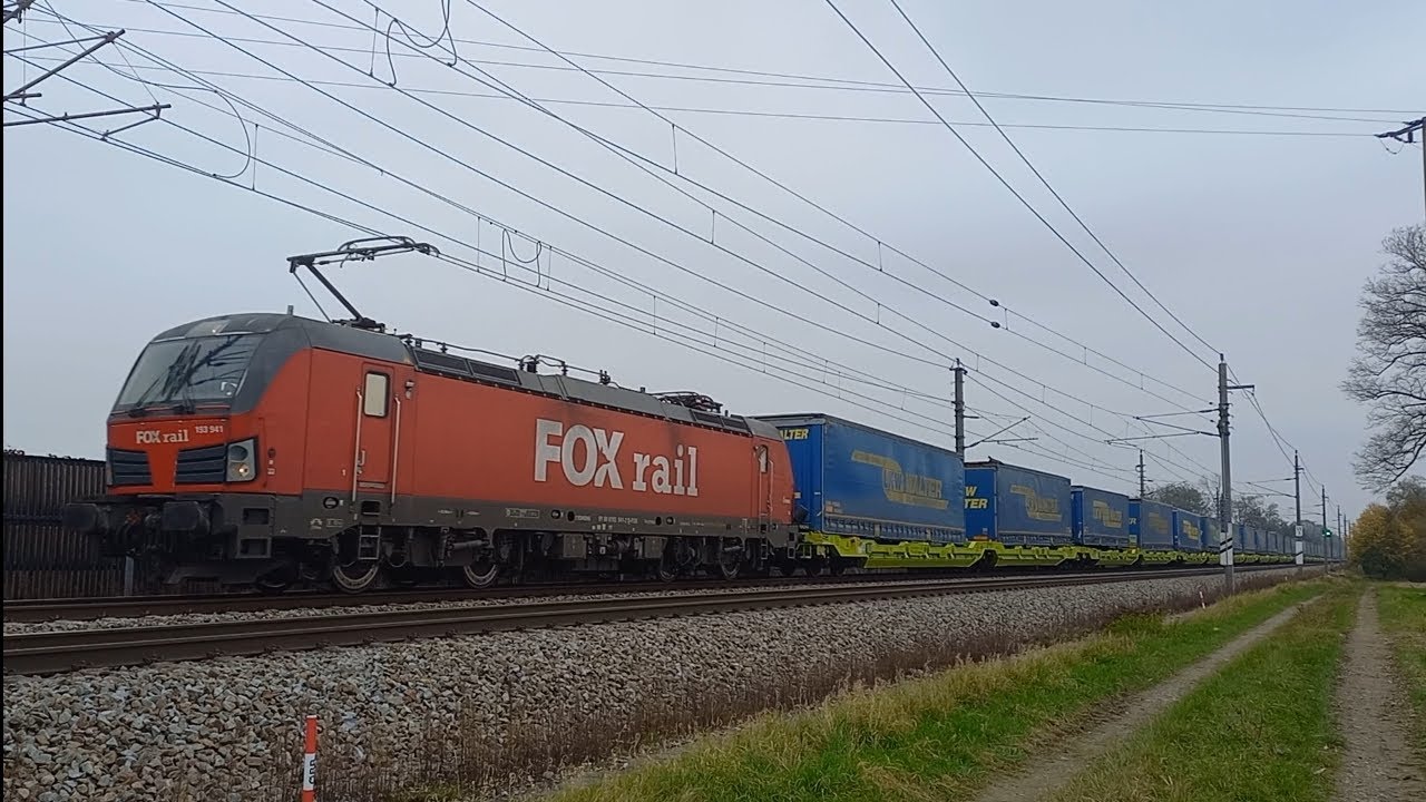 Fox Rail Vectron mit LKW Walter - YouTube