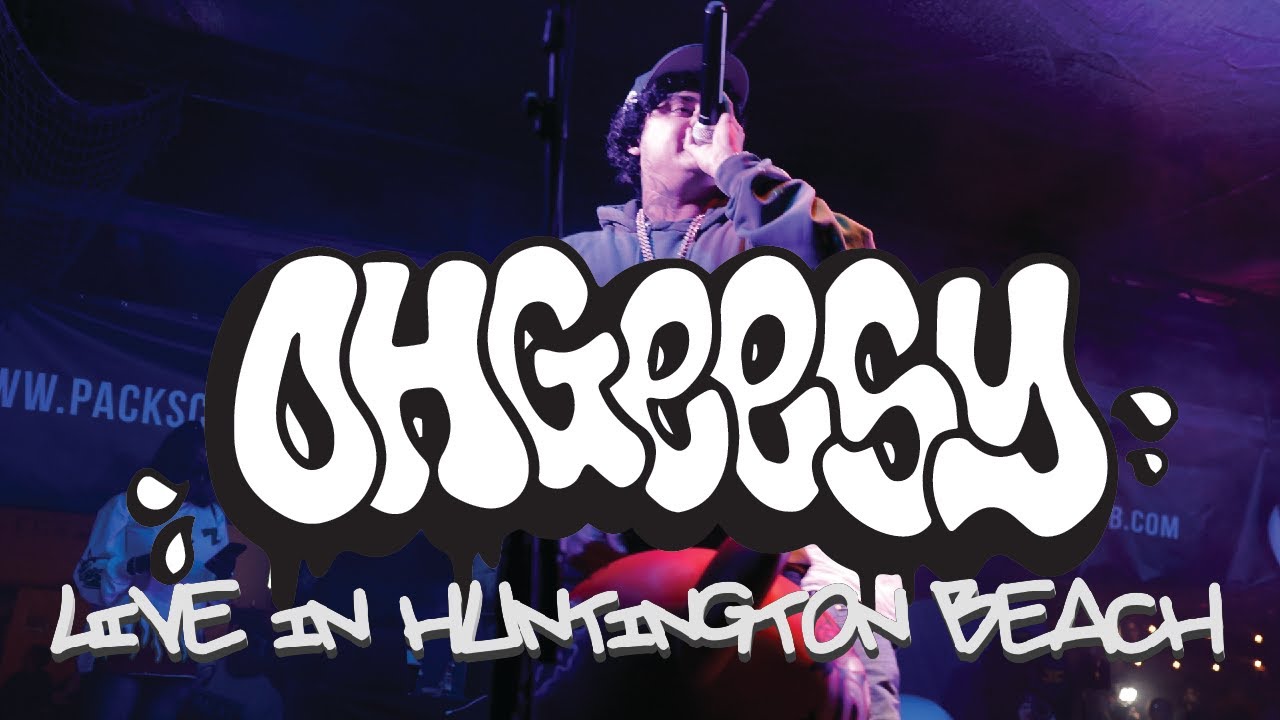 @OHGEESY performing GEEKALEEK live in Huntington Beach, California ...