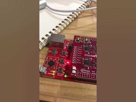 Infineon XMC4700/4800 relax kit FreeRTOS Hello World and LEDs blinking - YouTube