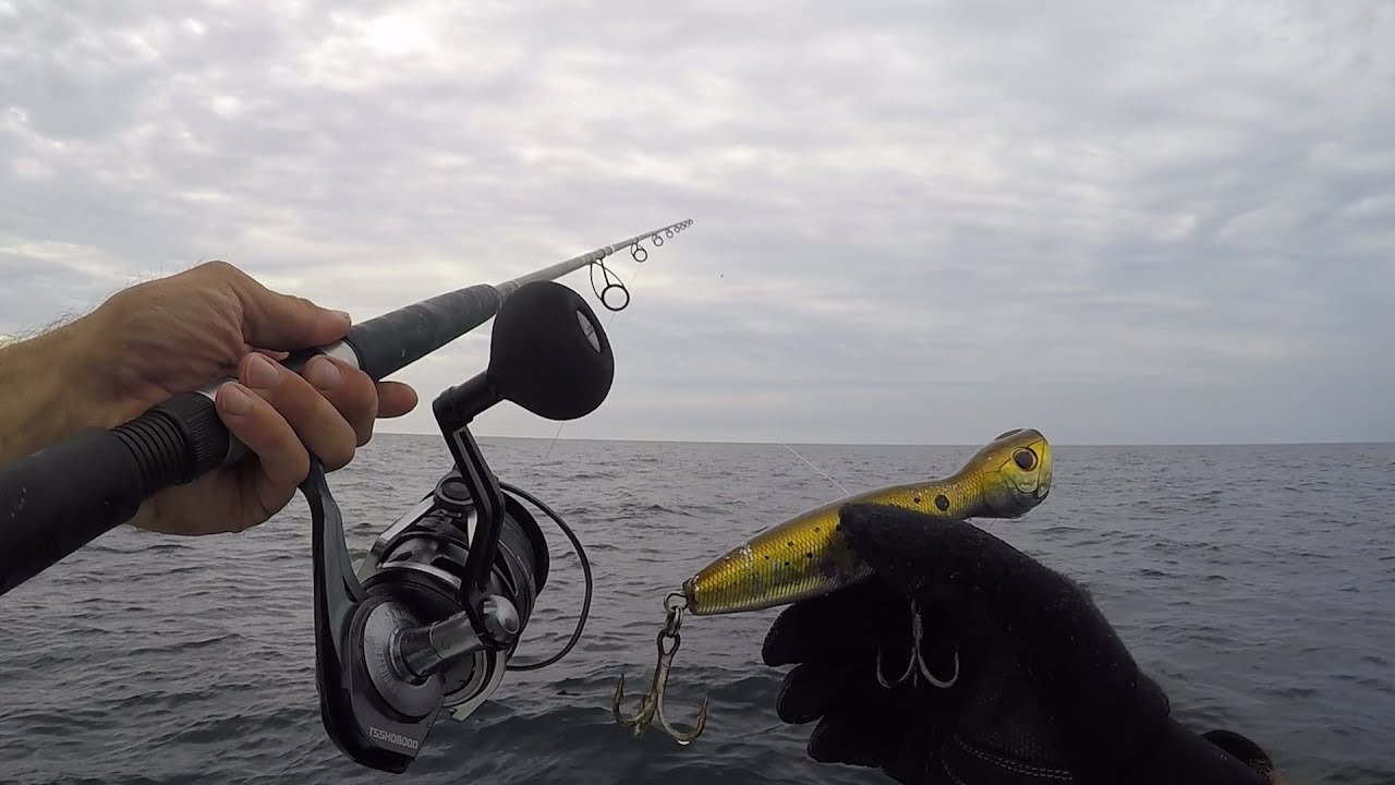Fishing Offshore Waters Plugging for Tuna!! - YouTube