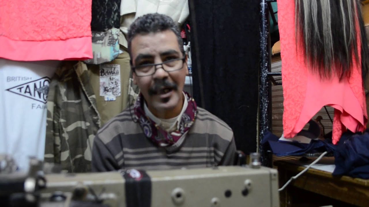 El puesto de arreglos de Mustafá. Fendak Chejra. Tánger. Dic. 2014 ...