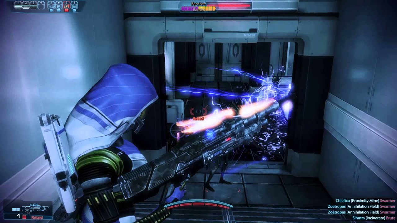 ME3: Quarian Female Engineer on Gold/Reapers/Hazard White - YouTube