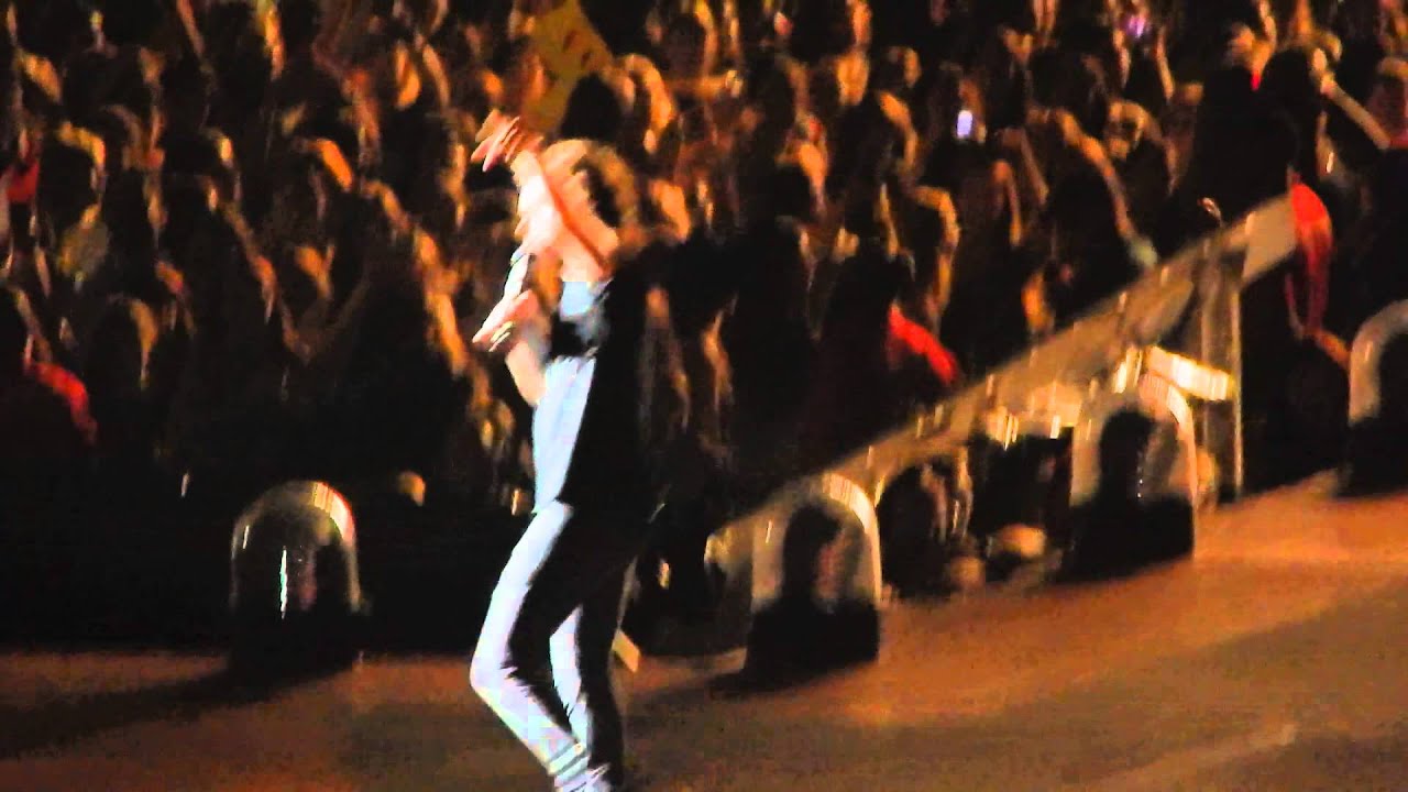 Harry Styles HELLO MIAMI! Oct 5,14 One Direction Concert - YouTube