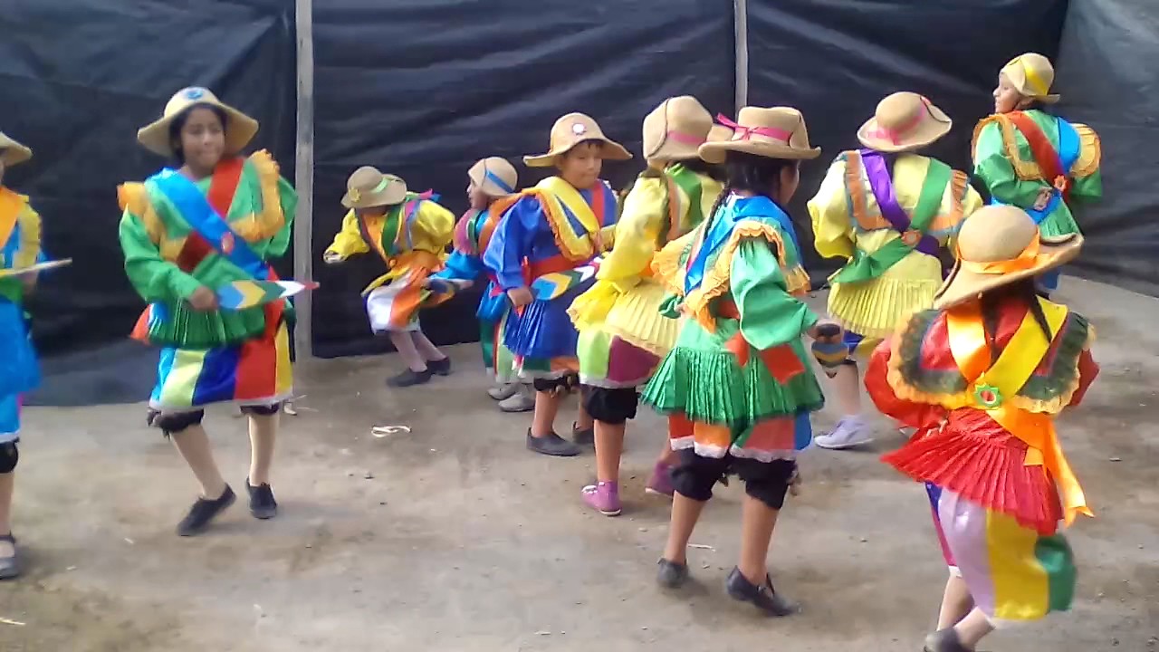 La contradanza de Huamachuco - YouTube