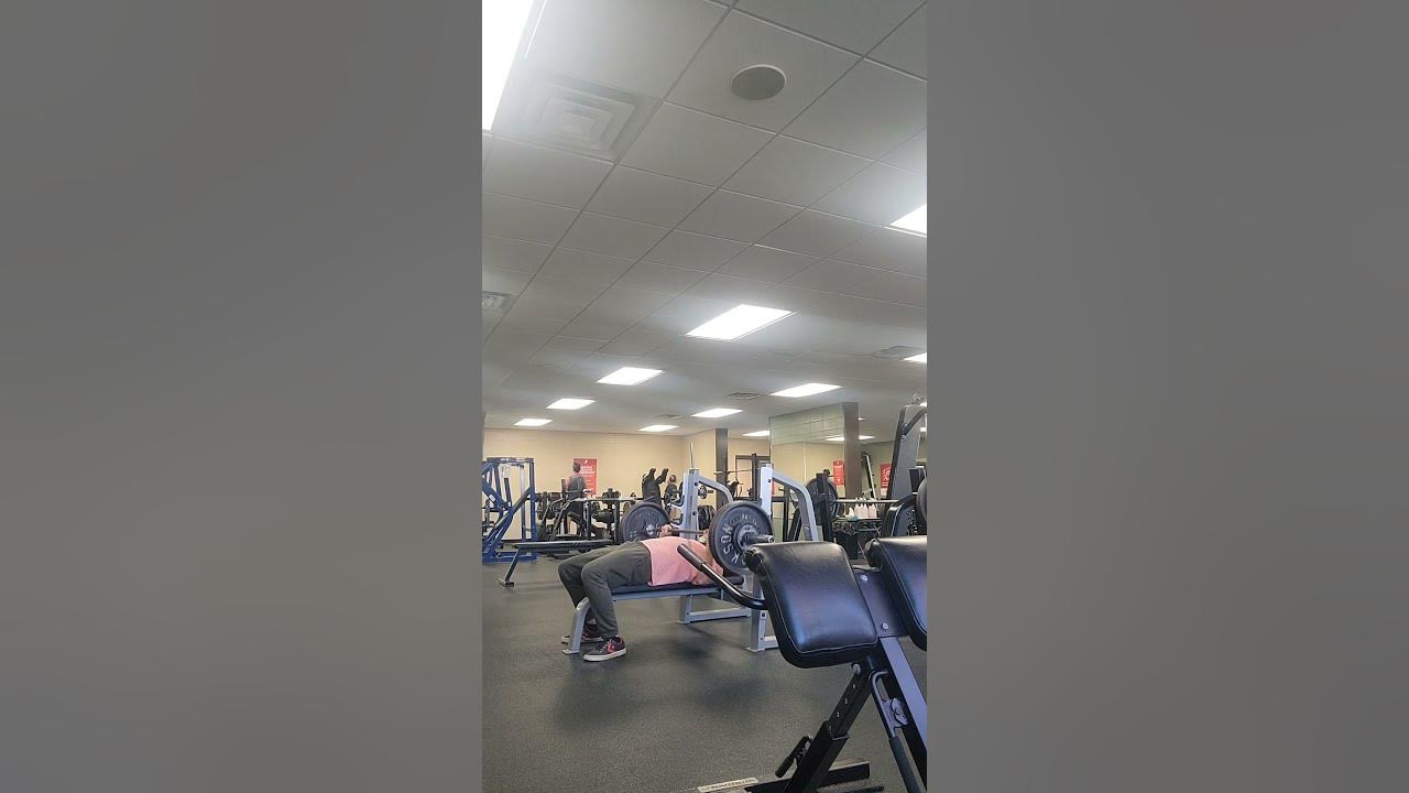 Week 13 Day 4 Bench 240 lbs - YouTube