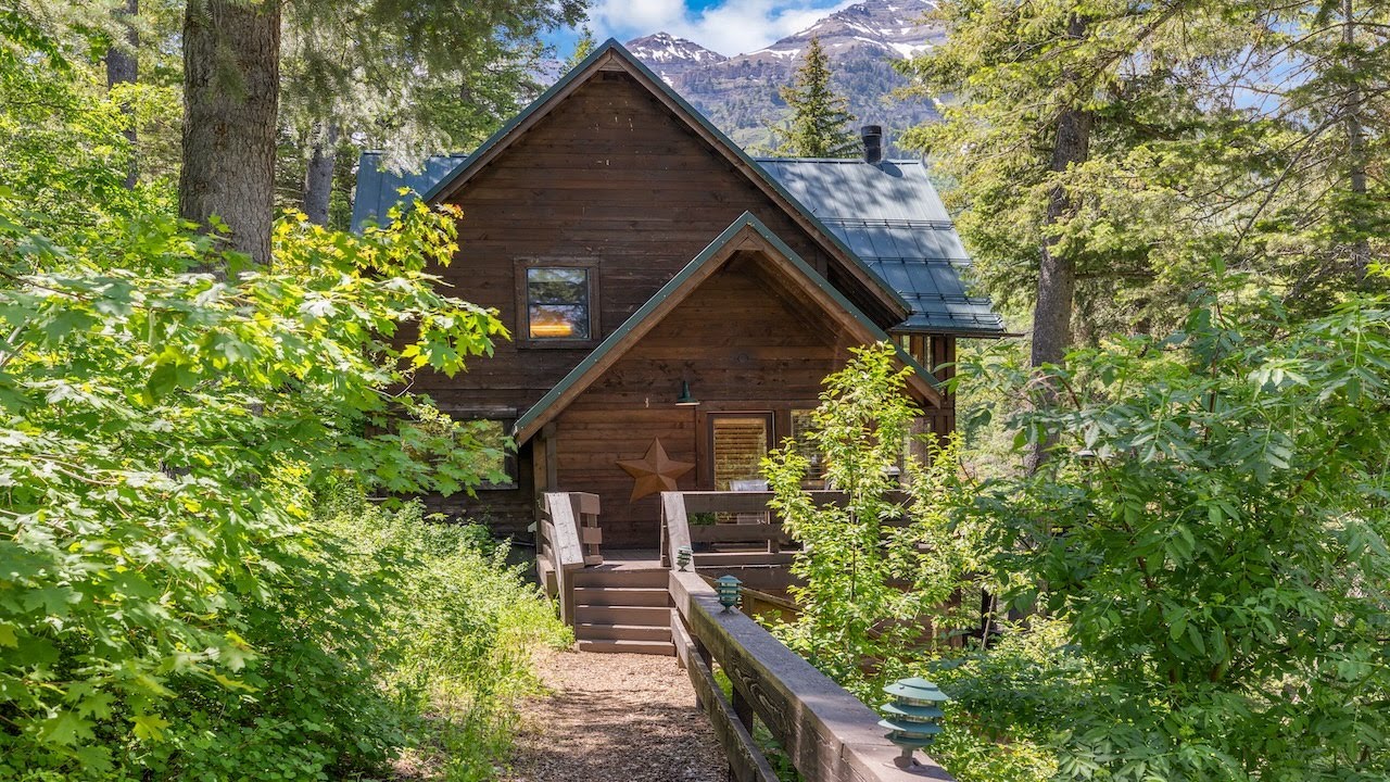 Charming Rustic Cabin in Sundance, Utah | Peaceful Retreat Amidst Pine ...