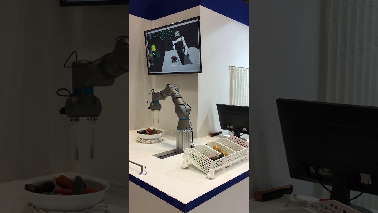 [Tokyo Robotics] Deep learning demo at iREX2017 - YouTube