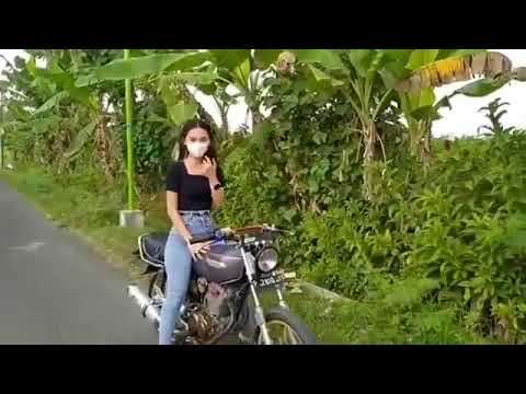 Cewek cantik naik gl 100