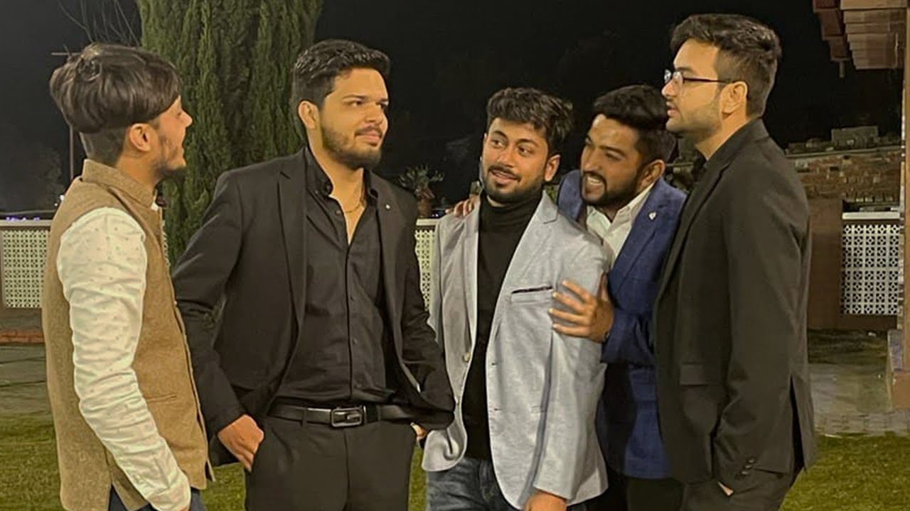 RECEPTION ME CHAL DIYE | LAKSHAY CHAUDHARY VLOGS - YouTube