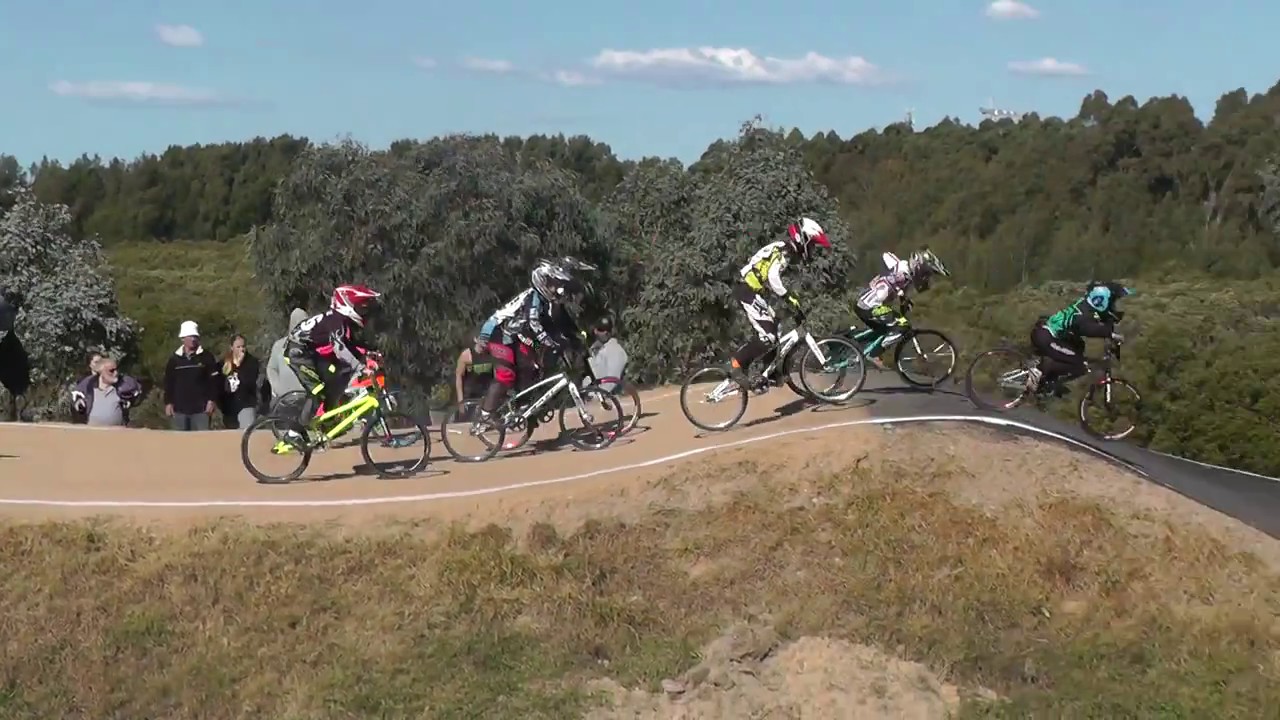 10 Boys Final - 2017 Sydney BMX Open - YouTube