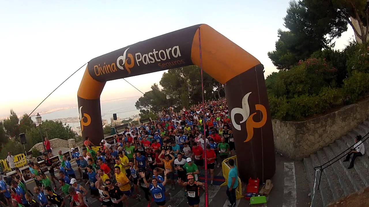 Divina Pastora Mallorca 2012: La salida - YouTube