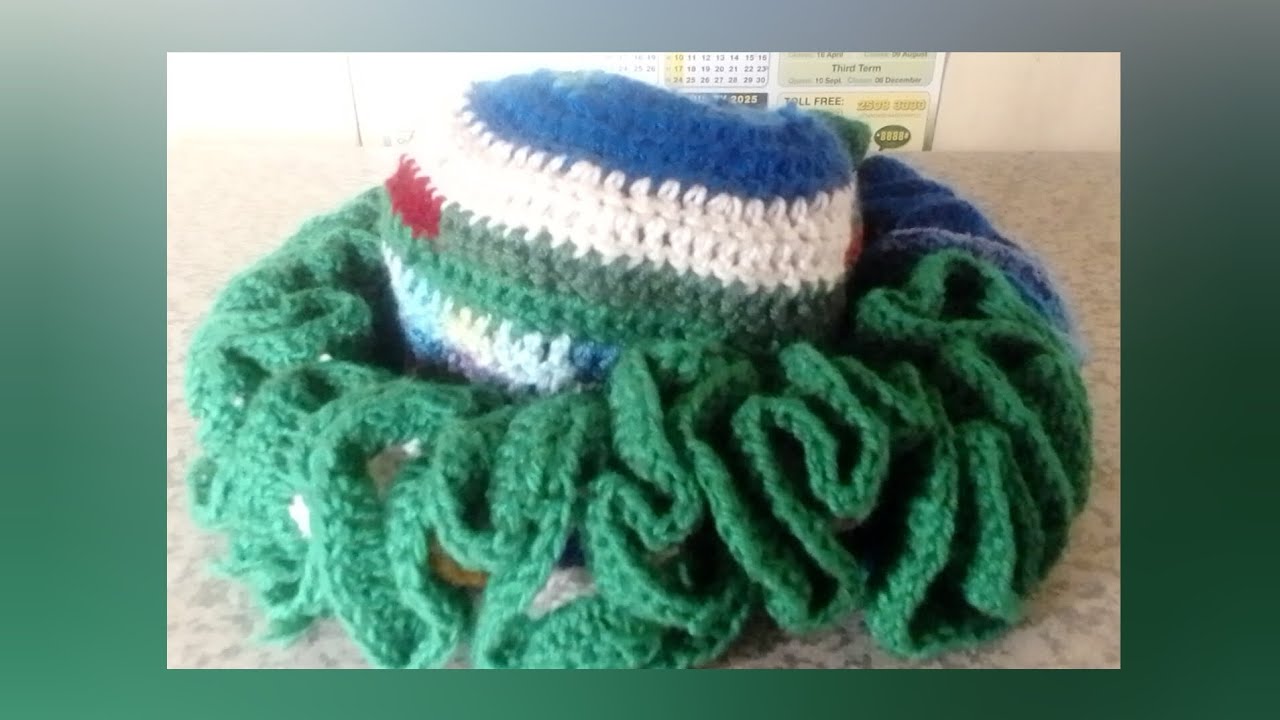 Crochet ruffle bucket hat/scrap yarn/tutorial/how to - YouTube
