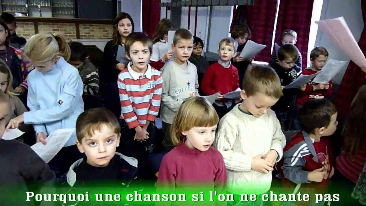 Ne rentrez pas chez vous - YouTube